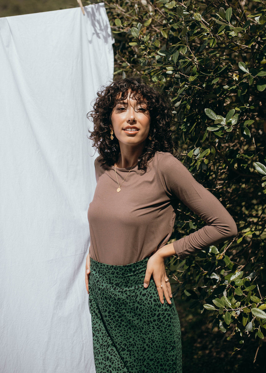 Adele Long Sleeve Bamboo Top in Chocolate | Lou Lou AU – Lou Lou Australia